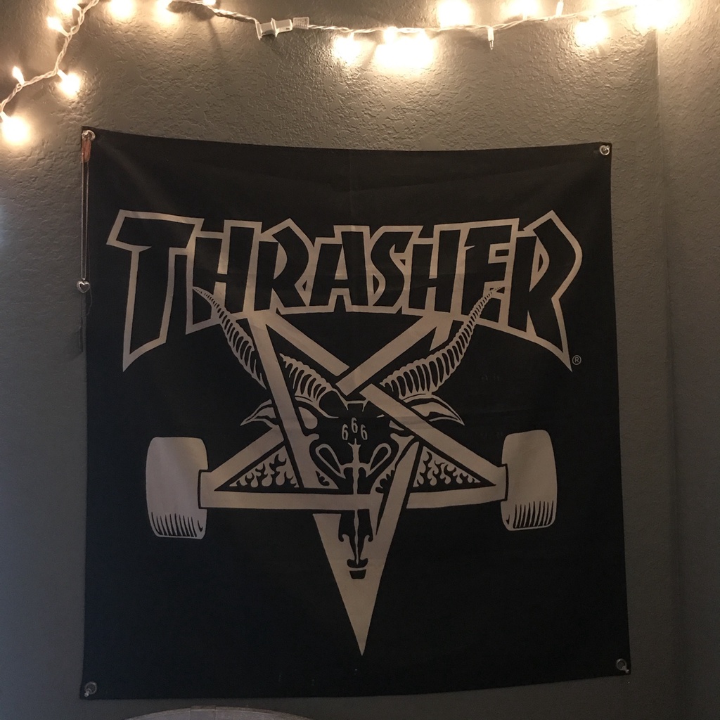 K.F.M 2 THRASHER SKATE GOAT BANNER 五芒星 山羊 掛旗 | 蝦皮購物