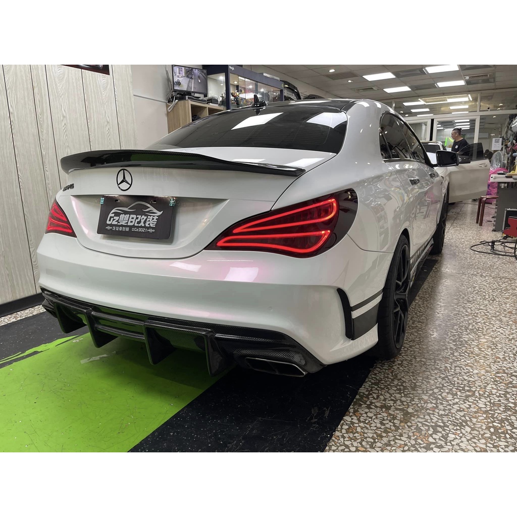 《GZ雙B改裝》賓士 BENZ BMW 空力套件 W117 Cla250 碳纖維 Gt款後下巴搭配45尾飾管 | 蝦皮購物