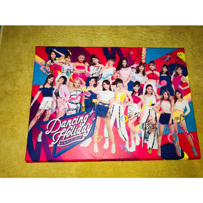 2019 Lamigirls 17位女孩親簽專輯封面CD（無資料夾）Rakuten girls | 蝦皮購物