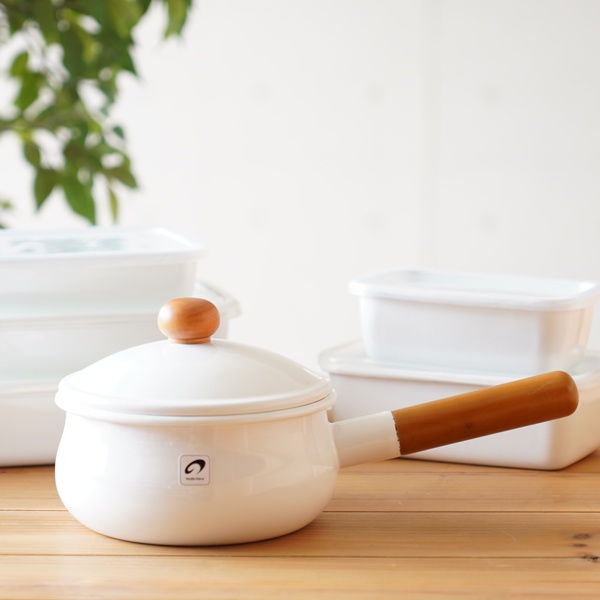 【野田琺瑯】日本進口 日本製 POCHKA 琺瑯鍋 牛奶鍋 附蓋 15cm | 蝦皮購物