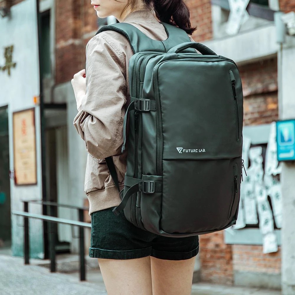 僅拆封檢查 未來實驗室 FreeZone Plus 零負重變型包 防水包 雙肩包 後背包 電腦包 超大容量 | 蝦皮購物