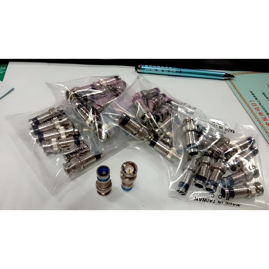 台製BNC~三聯發票RG6 / 5C2V 同軸線用 , 推入式BNC/公頭 防水接頭, 擠壓型防水~~ | 蝦皮購物