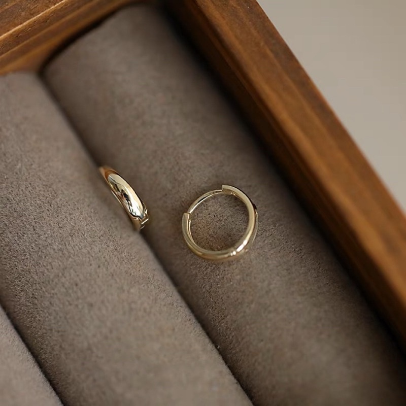 =現貨= ATOWN 輕珠寶 純9K金 經典必入款 百搭光面耳圈耳扣 | 蝦皮購物