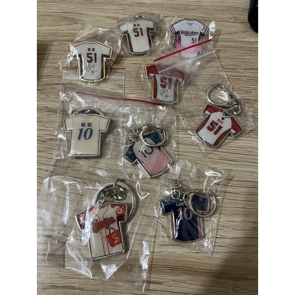 絕版 Rakuten Girls RKG 辣酷甜 lamigo 扭蛋 限定 簽名 球衣 徽章 鑰匙圈 籃籃 籃靖玟 | 蝦皮購物