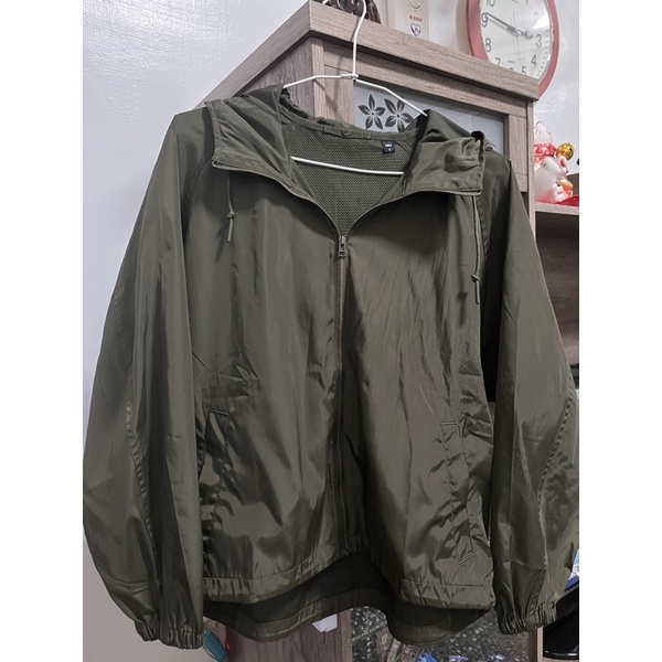 防風外套軍綠色～lativ | 蝦皮購物