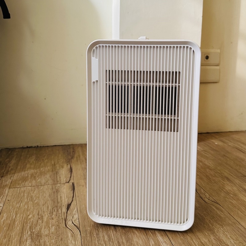 Roommi｜超美2L除濕機白色RMDH01 | 蝦皮購物