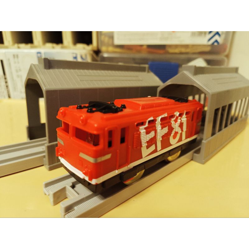 二手多美tomy火車.EF81貨物機關車.二手plarail火車（單賣車頭.不含場景） | 蝦皮購物