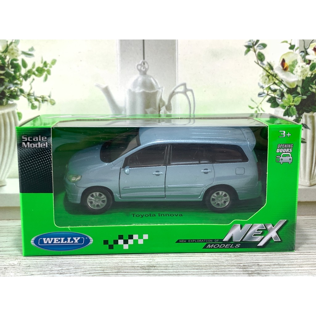 豐田 NEX WELLY TOYOTA KIJANG INNOVA 藍色 1:34 壓鑄微型 | 蝦皮購物