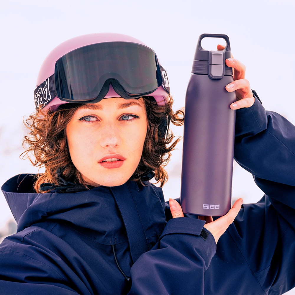 瑞士百年 SIGG Shield 輕量保溫瓶 1000ml 保溫瓶 環保杯 保溫杯 隨身杯 水壺 水杯瓶 水瓶 | 蝦皮購物