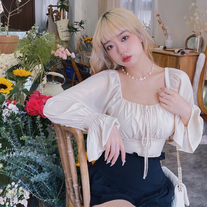 L-4XL 女生大尺碼長袖襯衫女裝胖mm方領新款遮肚子顯瘦雪紡衫短版上衣設計感別緻ins潮 | 蝦皮購物