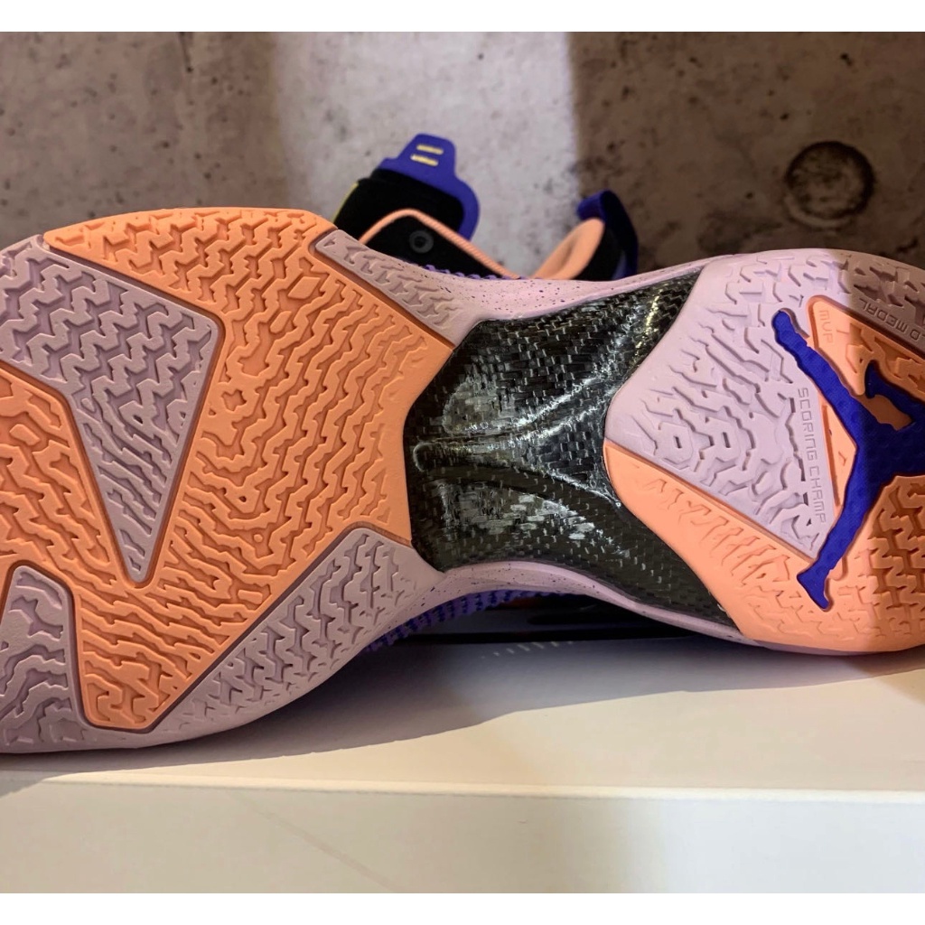籃球鞋 AJ XXXVII aj 37 low 白紅 AJ37 緩震 防滑 實戰籃球鞋 男女鞋 DQ4123-100 | 蝦皮購物