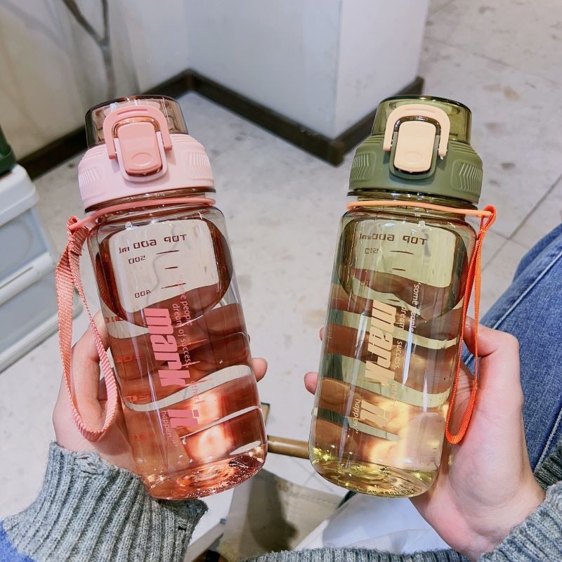 600ml/800ml 大容量塑膠水杯 耐高溫防摔太空杯 帶刻度杯子 ins便攜式 隨手水壺 隨手杯 學生水杯 兒童水壺 | 蝦皮購物