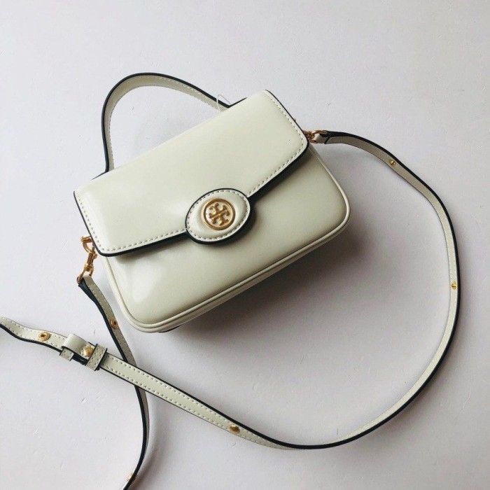 山地車 147467 小號 Robinson Spazzolato 手提包白色 | 蝦皮購物