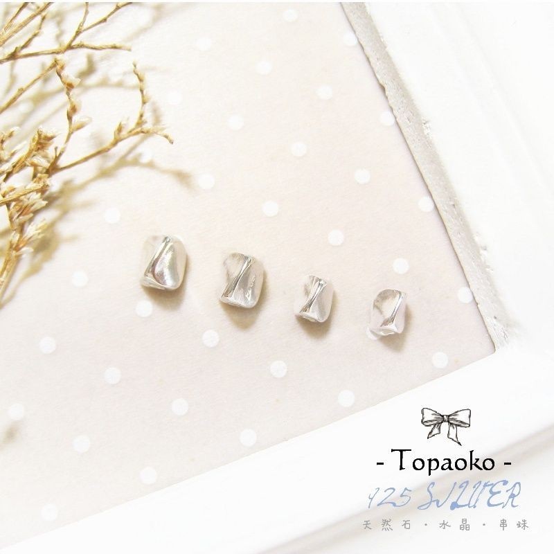 《晶格格的多寶格》S925純銀三角扭珠隔珠【N2826.N2827】約4*3/5*4mm 素銀隔片隔珠手工DIY串珠材料 | 蝦皮購物