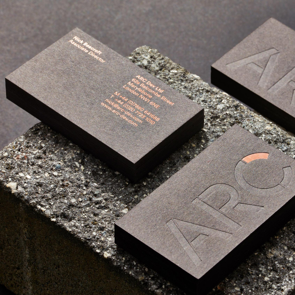 客製化 卡片 名片 600gsm慄灰色高級名片壓凹燙金銀高檔商務名片凹凸異形國外製作 免費設計 | 蝦皮購物