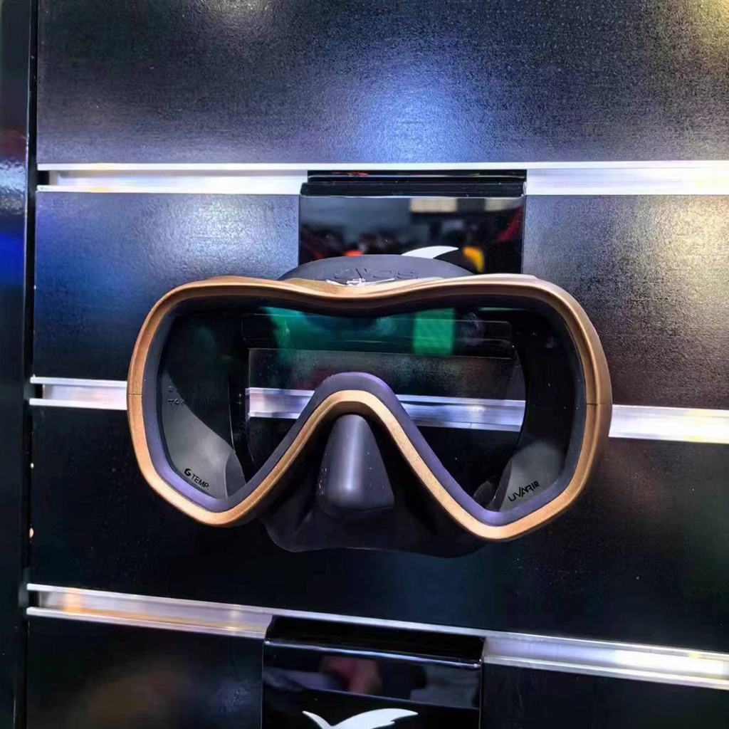 【高品質】日本 新款 GULL LUVOS 潛水面鏡 廣闊視野 高清明亮鍍膜UV380/420現貨速發 | 蝦皮購物