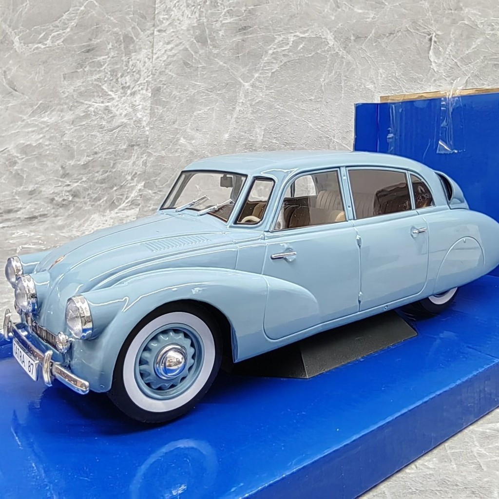 [正品現貨]MCG 1/18 TATRA 87 太拖拉汽車模型 不開門不轉向 盒子破舊 | 蝦皮購物