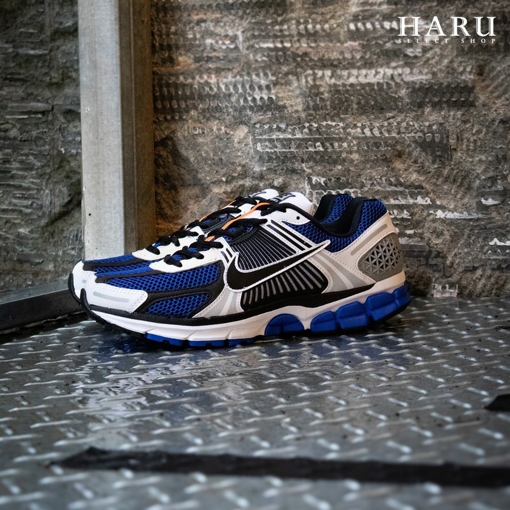 NIKE AIR ZOOM VOMERO 5 SE SP 白黑藍 ACW 反光 男女同款慢跑鞋 CI1694-100 | 蝦皮購物