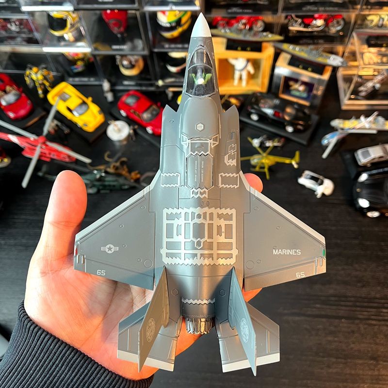 現貨速發1：72比例合金飛機模型戰機戰鬥機F35B聯合攻擊機飛行模式配支架 | 蝦皮購物
