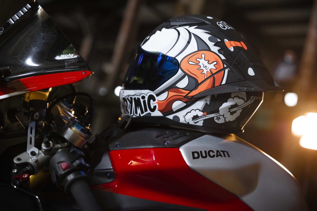 全罩式安全帽 RYMIC SR6 多色 賽道 安全雙認證 雙D釦 拆洗內裡 耳機槽 安全帽 | 蝦皮購物