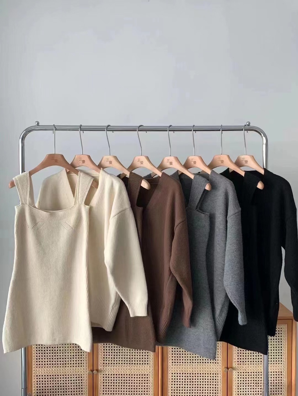 【梨卡】隔日到貨 女裝 針織套裝 洋裝 連身裙 針織裙 針織洋裝 毛衣洋裝 冬天洋裝 秋冬穿搭 DR353【現貨24H】 | 蝦皮購物