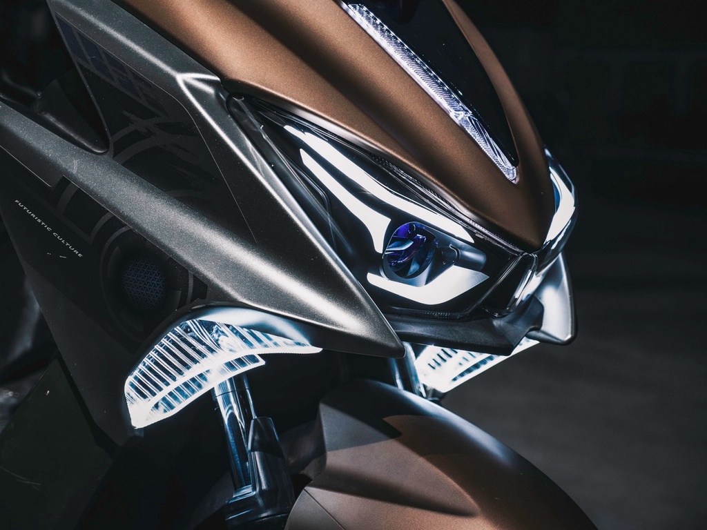 【星爵總部】2025年 全新 AJ FORCE 方向燈 日行燈 新版 序列式 流水 LED 前方向 FORCE 驗車 | 蝦皮購物