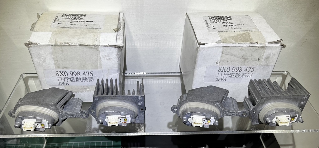 🚚現貨/免運費🔥AUDI 奧迪 A1/S1 11年~14年 大燈 日行燈散熱器 原廠正品 LED模組/8X0998475 | 蝦皮購物