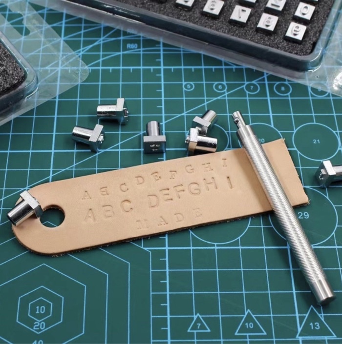鑫晶（現貨）皮革DIY工具 皮革字母數字鋼印diy手工皮雕個性活字印章不銹鋼材質36件套裝 | 蝦皮購物