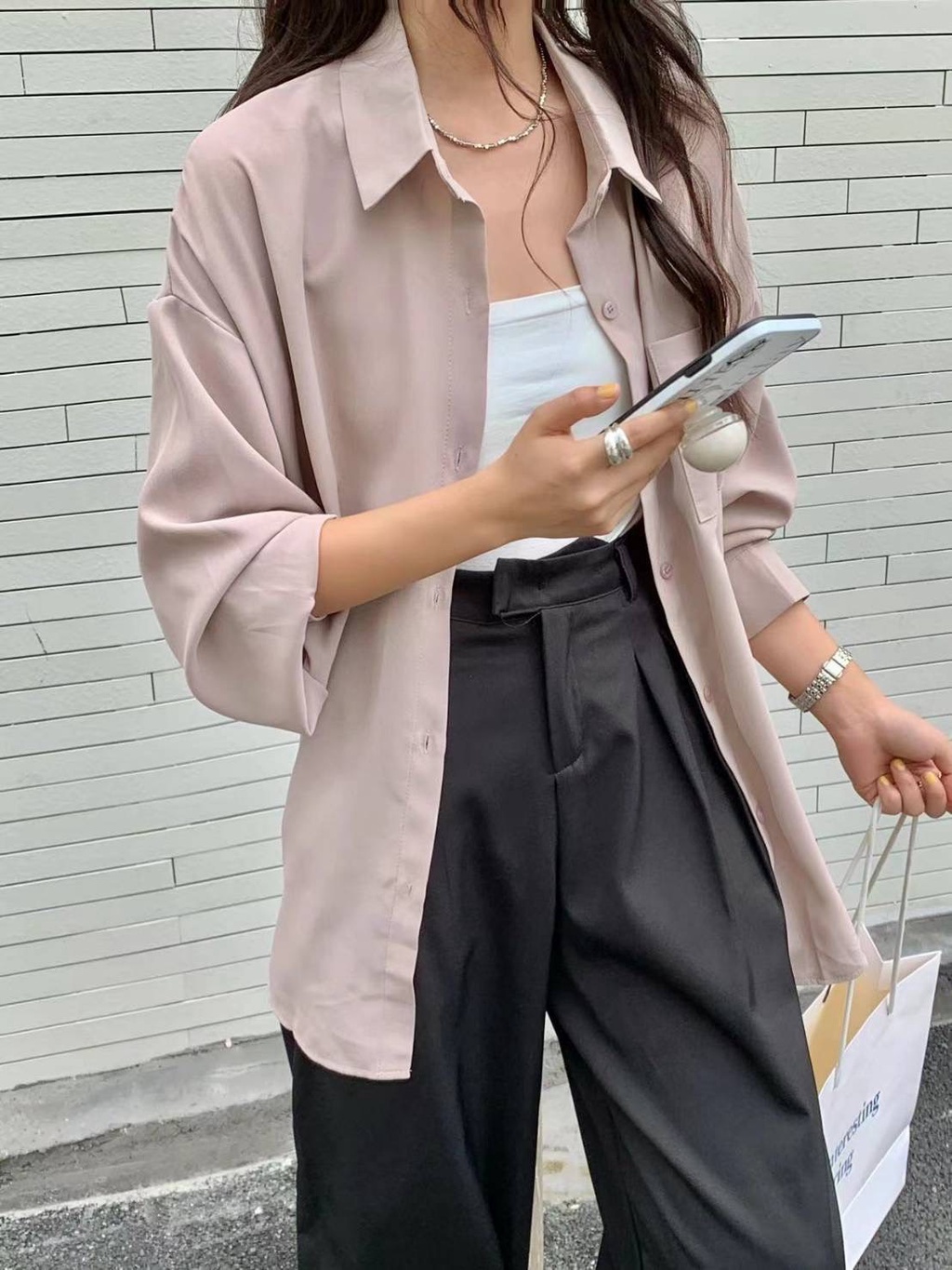 Waroom|現貨 春夏韓國馬卡龍色側開叉長袖襯衫|女裝|中長款襯衫|雪紡襯衫|OL|制服|學生|打底襯衫 6018 | 蝦皮購物