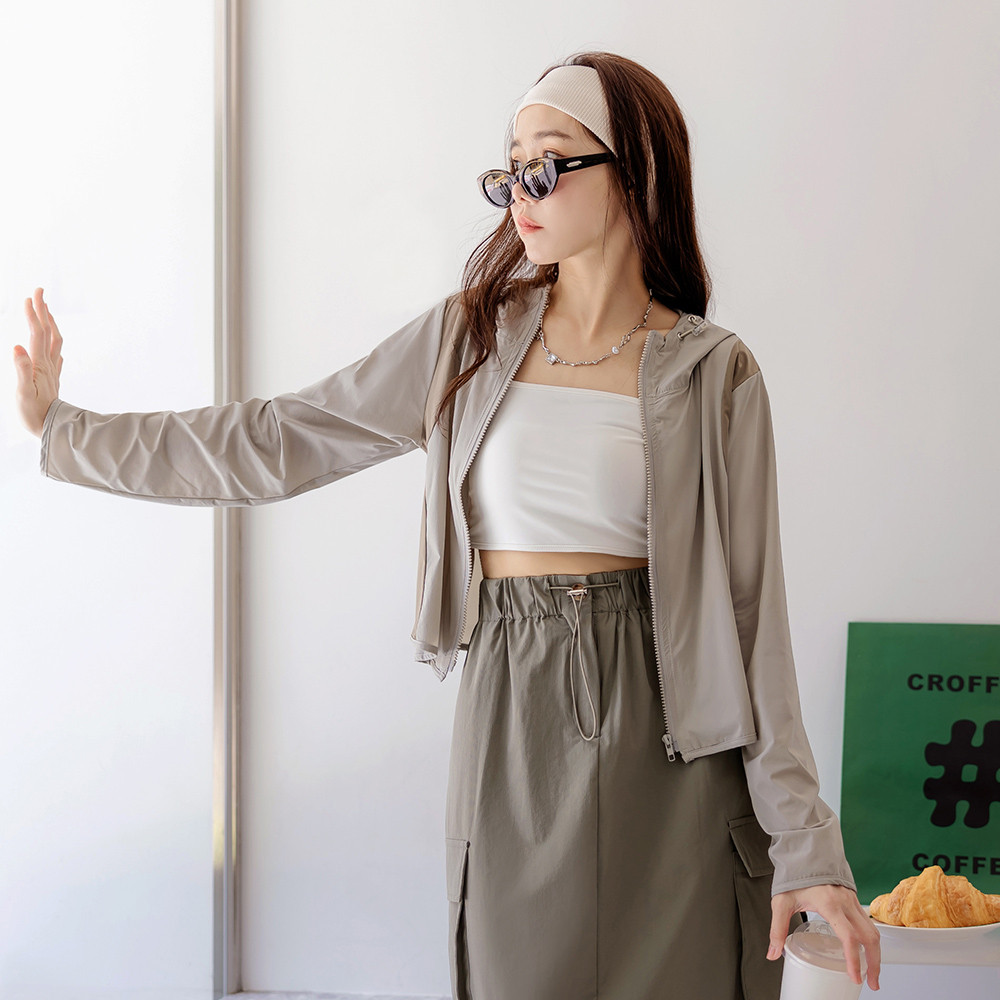 OB嚴選 涼感．抗UV短版連帽冰河系防曬衣 《EA3652》大尺碼/女裝/現貨 | 蝦皮購物