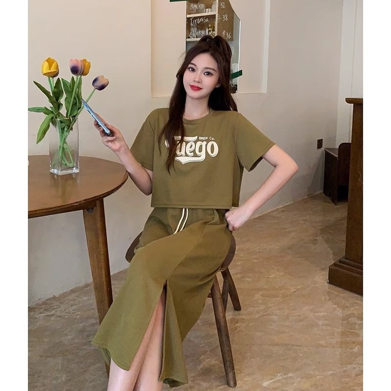 大碼時尚套裝裙女夏季新款胖MM顯瘦短袖上衣開叉半身裙休閒兩件套 | 蝦皮購物