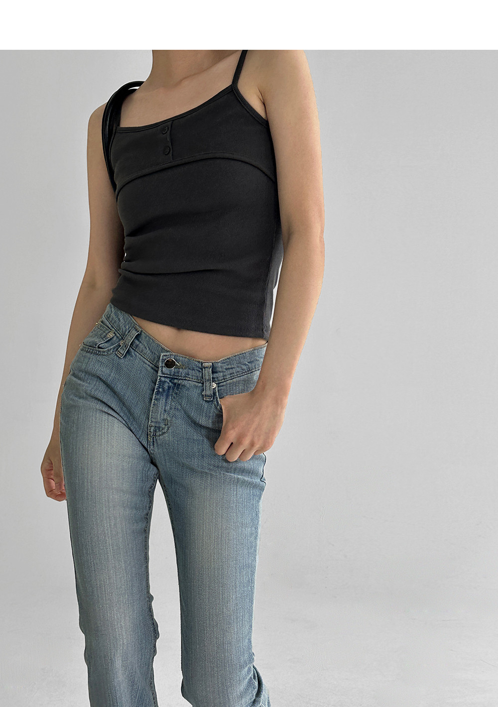 Codibook｜韓國 MAENIQUE 牛仔藍低腰修身長款喇叭牛仔褲[預購]牛仔褲 女裝 | 蝦皮購物