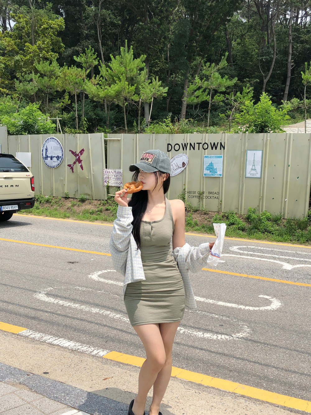 Codibook｜韓國 Dayroze 荷葉邊細肩帶冰絲U領連身短洋裝[預購]及膝洋裝 細肩帶緞面洋裝 女裝 | 蝦皮購物