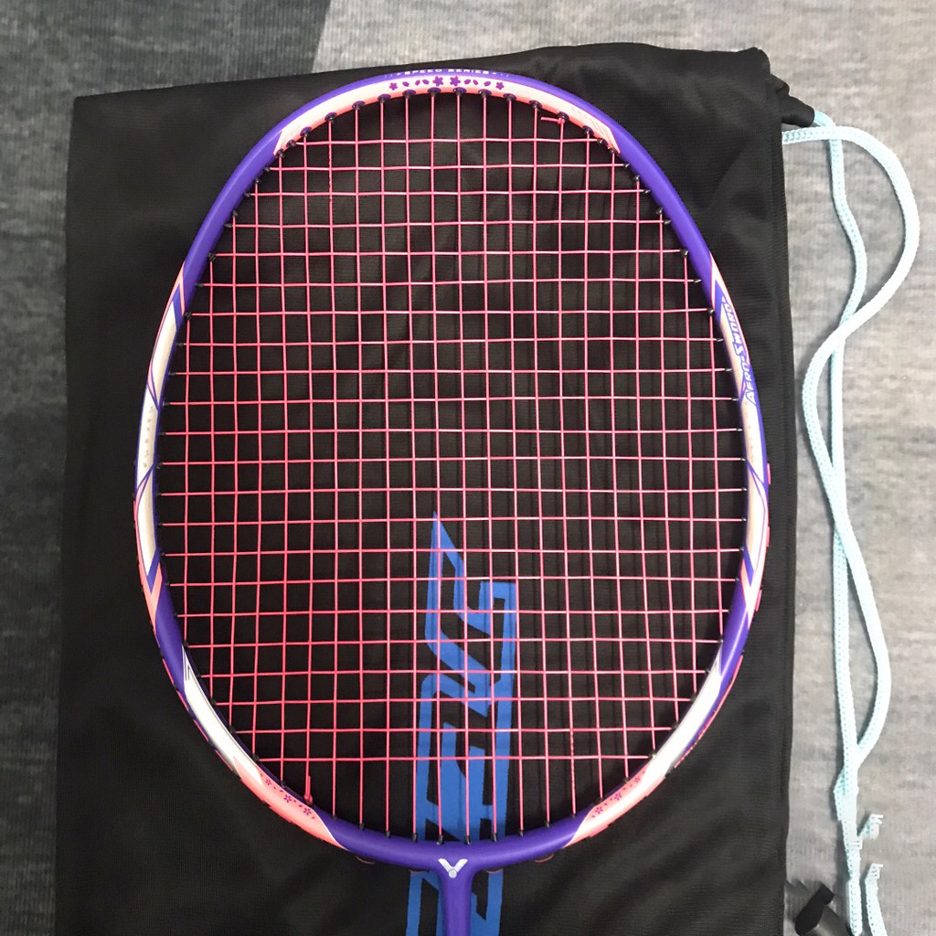 【少量庫存】 JETSPEED S 12 F 女神專用全碳素羽毛球拍 極速12 JS-12 4UG5 | 蝦皮購物