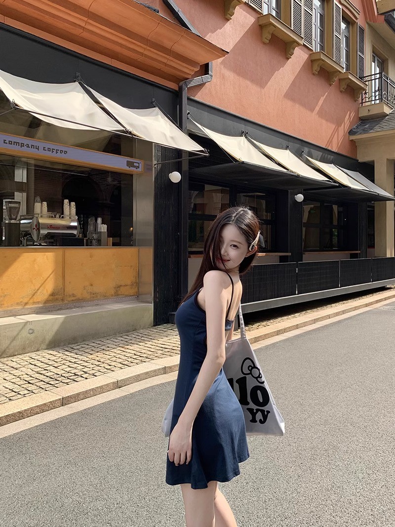 【梨卡】隔日到貨 女裝 短裙 洋裝 顯瘦短裙【含胸墊】吊帶洋裝 收腰洋裝 露背吊帶 簡約短裙 GA452【現貨24H】 | 蝦皮購物