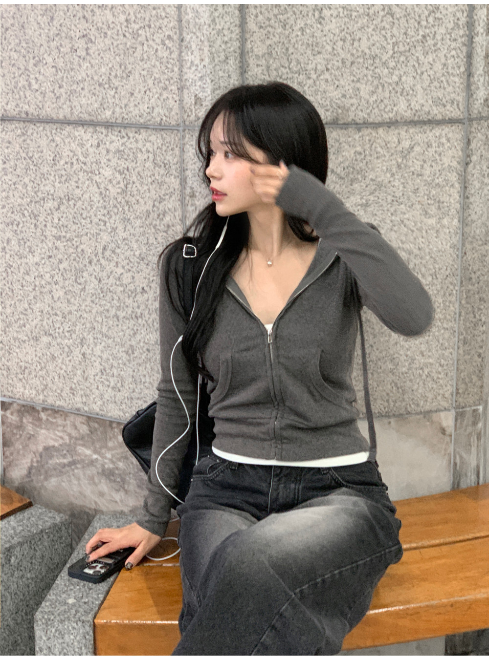 Codibook｜韓國 Dayroze 凱倫修身羅紋連帽外套[預購]拉鍊外套 運動外套 女裝 | 蝦皮購物