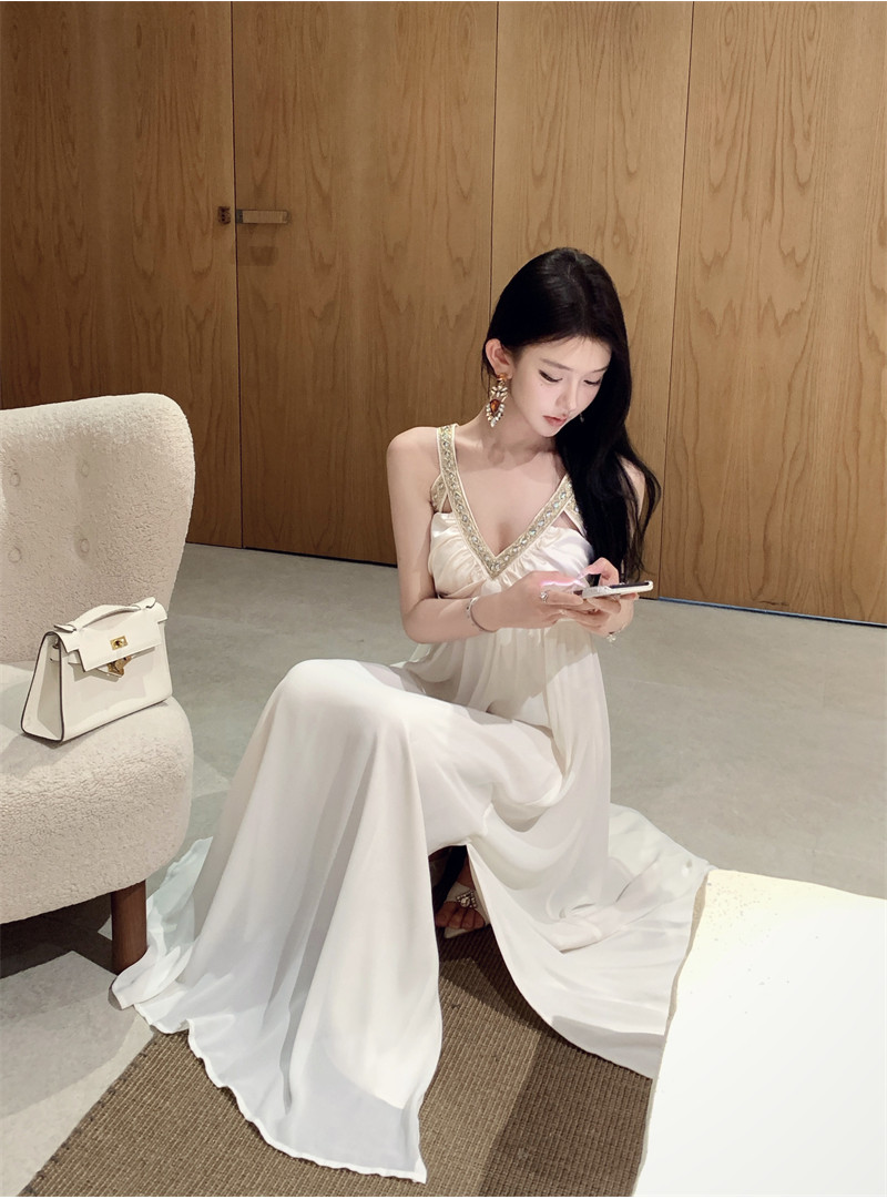 Miguo_實拍 宴會秀場V領連衣裙 重工輕奢名媛風洋裝 性感長裙子 禮服 | 蝦皮購物