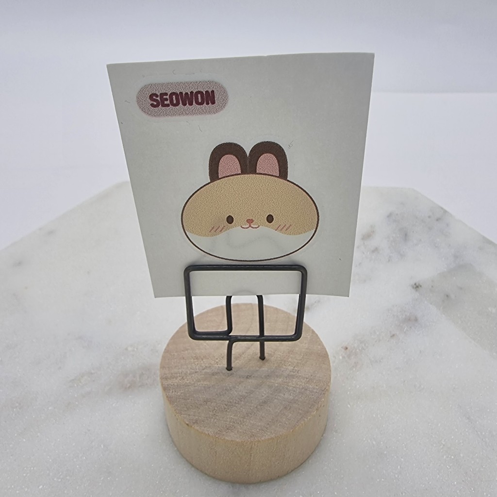 UNIS THE FIRST Official POP-UP STORE,LUCKY DRAW MINI STICKER | 蝦皮購物