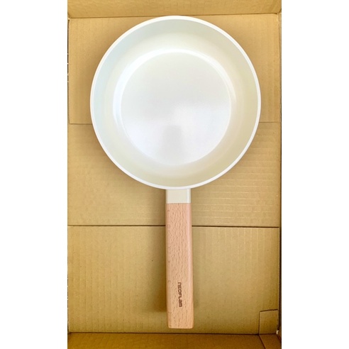 【附發票】(全新) 特價 【NEOFLAM】白陶瓷 平底鍋 20cm/24cm/28cm(不挑爐具/瓦斯爐/電磁爐均可 | 蝦皮購物