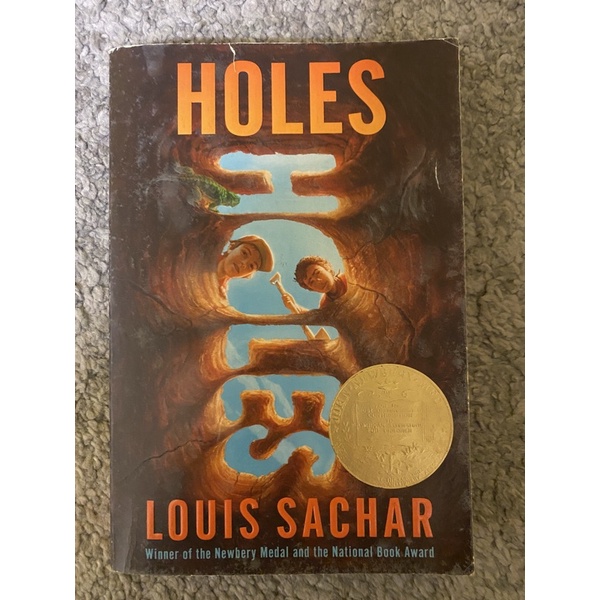 Holes-Louis Sachar | 蝦皮購物