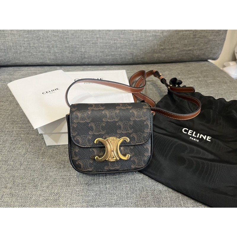 [已售出]Celine mini TRIOMPHE帆布小牛皮迷你型老花手袋/方包/小廢包Lisa同款 | 蝦皮購物