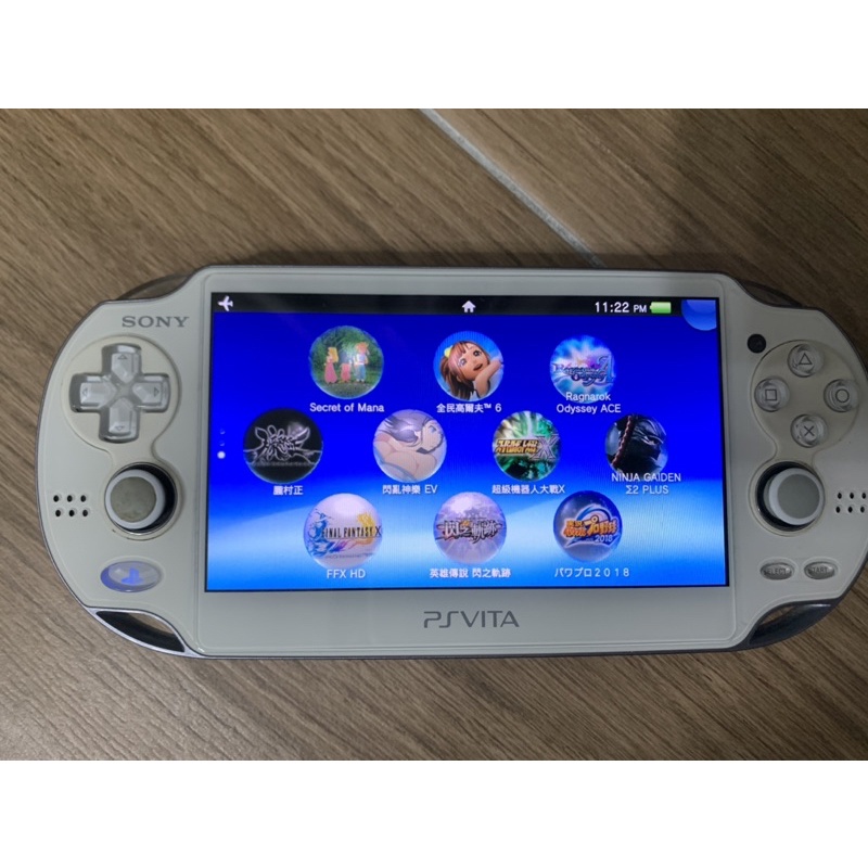 PS VITA 主機 1000型 2手 已改機 無刮傷 原廠32G 記憶卡 | 蝦皮購物