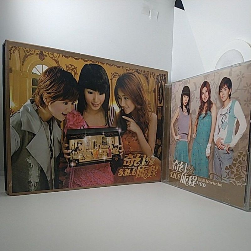 原版 S H.E. SHE / 第六張專輯 奇幻旅程 / 二手華語CD+VCD 、卡拉ok VCD | 蝦皮購物