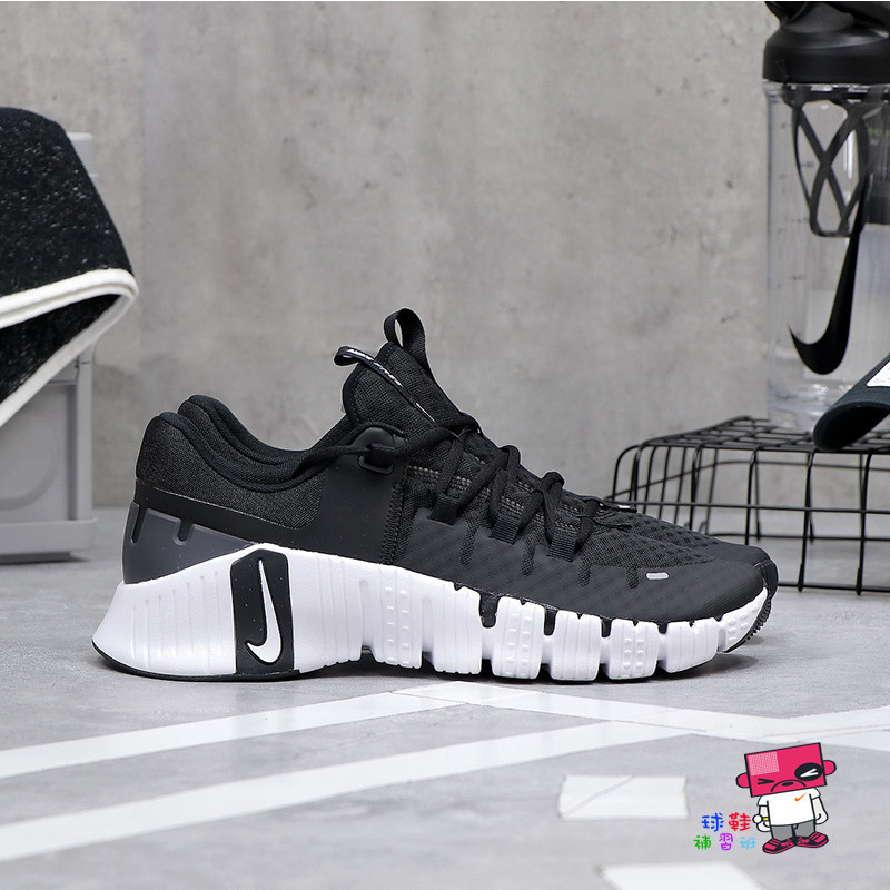 日本代購NIKE FREE METCON 5 多功能 黑白 透氣網布 有氧 運動 訓練鞋 切割 DV3949-001 | 蝦皮購物