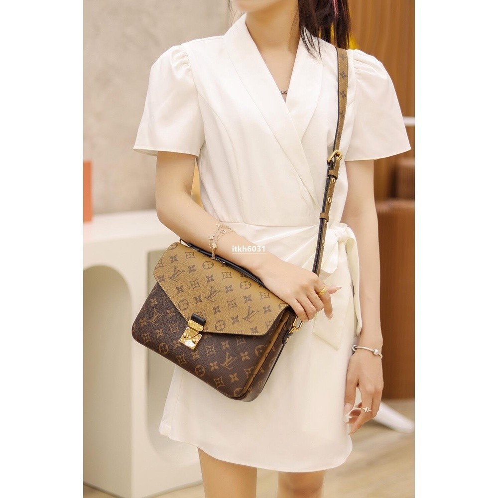 2手99新正品 Louis Vuitton LV Pochette Metis 郵差包 M44876 老花 | 蝦皮購物