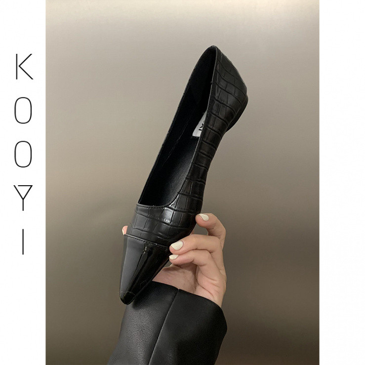 kooyi-尖頭小皮鞋 平底鞋 拚接尖頭 低跟單鞋 鱷魚皮紋理 黑色 棕色 | 蝦皮購物