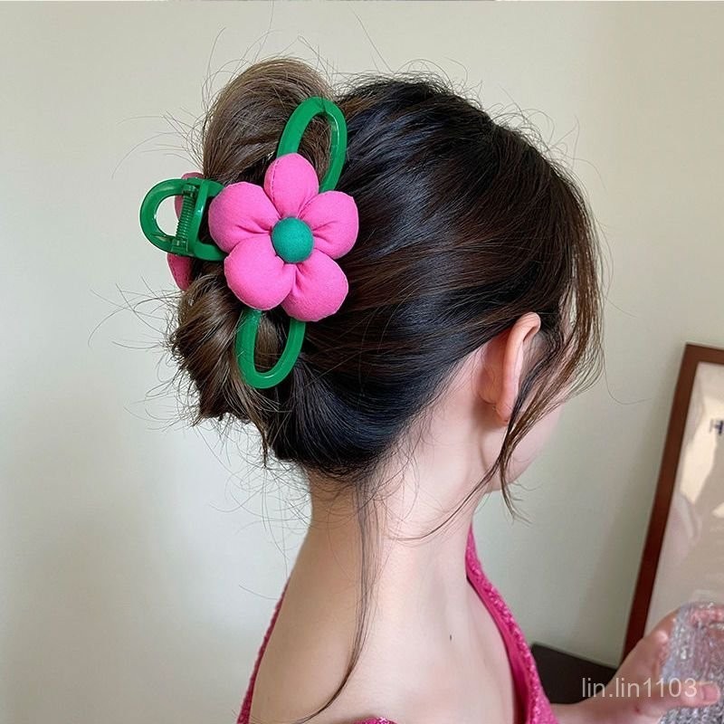 臺灣出貨⭐】明媚熱烈~高級感撞色花朵抓夾女夏季大號髮夾後腦勺可愛鯊魚夾 EGRG | 蝦皮購物