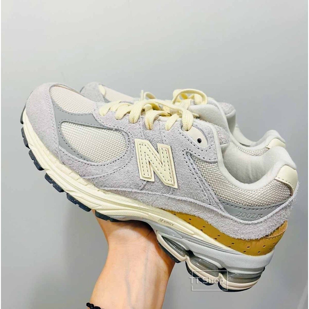 日本代購NEW BALANCE 2002R RAIN CLOUD 灰黃 慢跑鞋 M2002RSA | 蝦皮購物