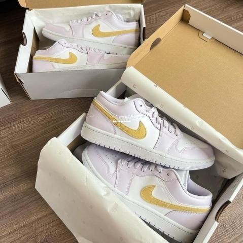 [Qi]Air Jordan 1 Low Barely Grape 白紫 黃勾 微醺薰衣草 DC0774-501 | 蝦皮購物