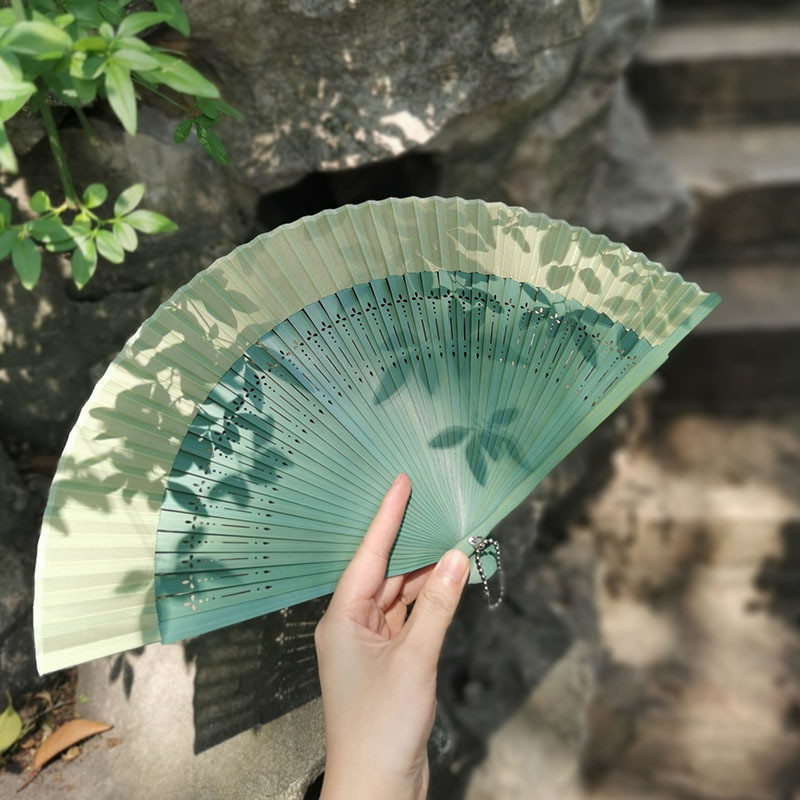 🎇臺灣出貨🎇新北GO購 古風扇子折扇中國風夏季漢服旂袍折疊扇小竹扇子跳舞扇舞蹈扇綠色 | 蝦皮購物